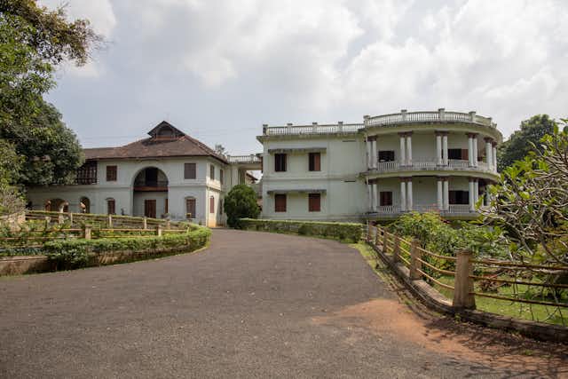 Cochin International Airport to Valparai Transfer | Daytrip