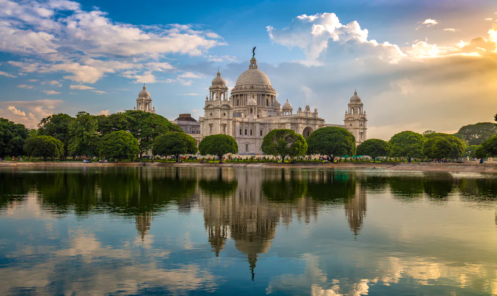 Explore Pakur in India with a Private Driver with a Daytrip Car Ride